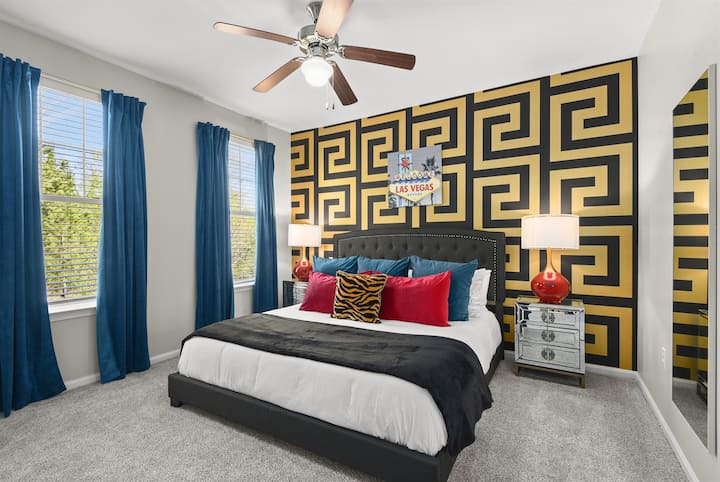 Luxury Themed Home! 5 Luxe K Suites+shuttle! - Oxford, MS