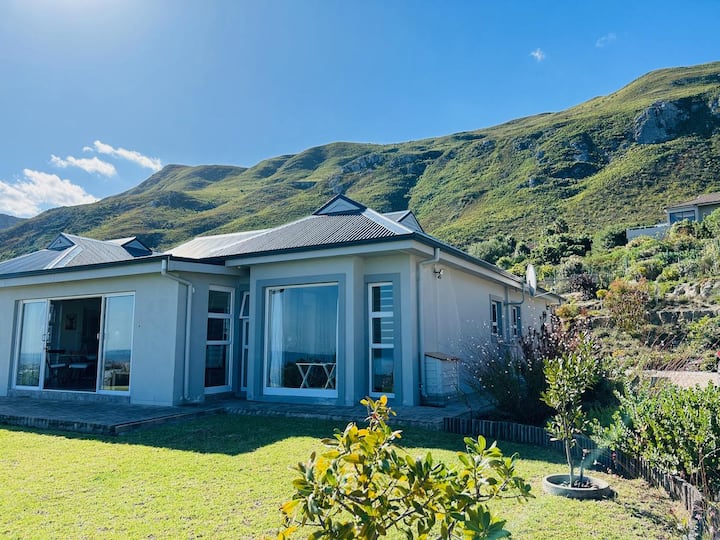 Sunbird Villa · Sea And Mountain Escape - Hermanus