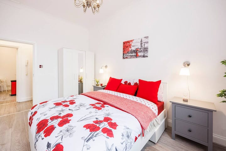Kensington Charming And Bright Flat - London