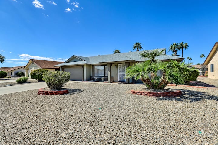 < 1 Mi To Golf: Home W/ Screened Porch In Sun City - Sun City West, AZ