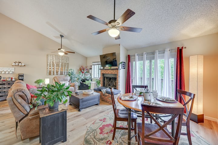 Charming Flagstaff Condo Near Golfing & Hiking! - Flagstaff, AZ