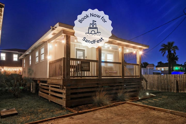 Kenna's Kabana By Avantstay | Walk To Beach - Port Aransas, TX