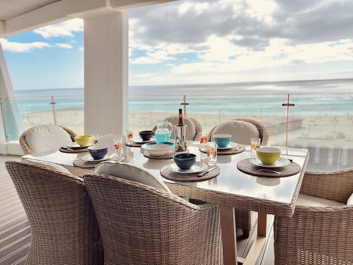 Front Line, Sea View, Luxury Penthouse In Caparica - Costa da Caparica