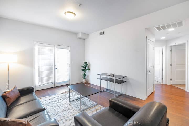 Private Apartment Convenient To All With Gym - Greeley, CO