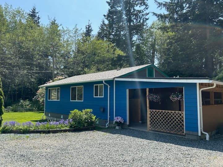 Forest Edge-chesterman,od Shower,firepit,bike Path - Tofino