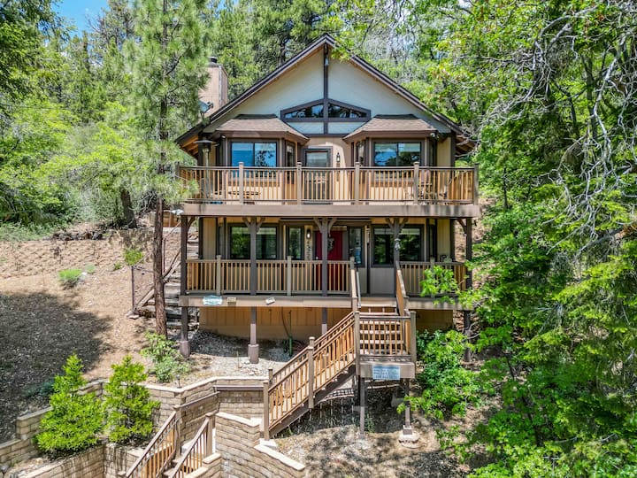 Fabulous Balcony Views Near Bear Mountain Golf - Big Bear Lake, CA