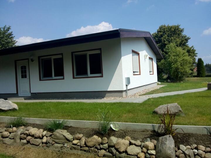 Bungalow Für 6 Gäste Mit 90m² In Barkhagen (160455) - Plau am See