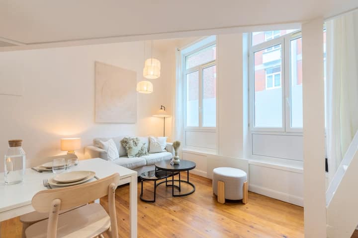 Charmant Studio Rénové Et Lumineux En Plein Centre - Lille