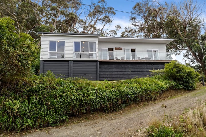 Attunga - Renovated Beach House On Morley Avenue - Wye River
