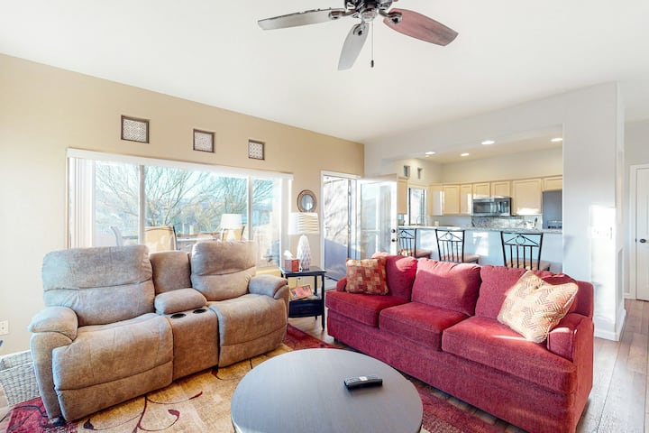 2br Sunny Condo | Pool | Grill | Gym - 卡塔利娜