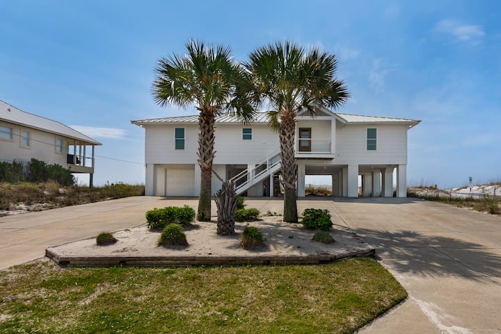 My Island Pad: Beachfront Home, Fully Renovated - Gulf Breeze, FL