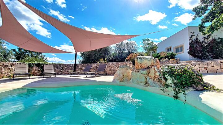 Superbes Trulli De Campagne Avec Piscine Privée - Cisternino