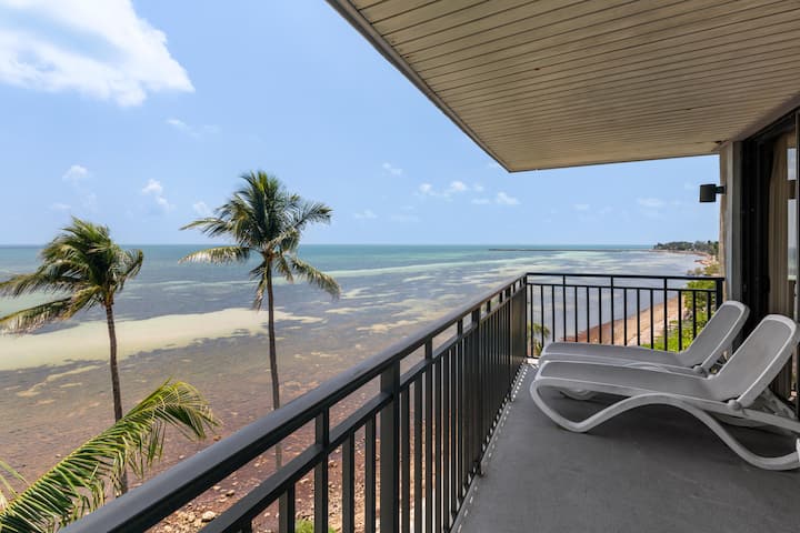 Tom's Spectacular Oceanfront 3 Bdrm Endless Atlan - Key West, FL