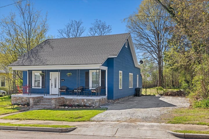Dream Weaver Is A Large Renovated Mill House - Rock Hill, SC