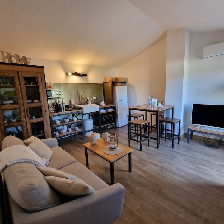 Charmante Maison Entre Port Et Centre Ville - Santa Giulia