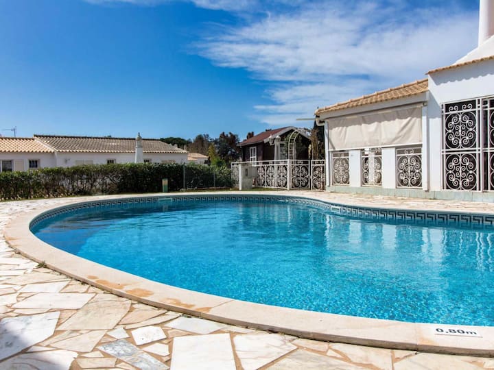 Algarve Sun House | Pool & Bbq & Privat Garden - Albufeira