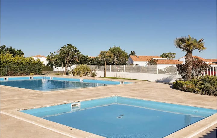 2 Bedroom Amazing Home In La Faute Sur Mer - Montfort-l'Amaury