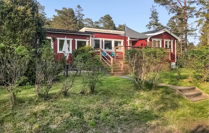 3 Bedroom Cozy Home In Mönsterås - Mönsterås