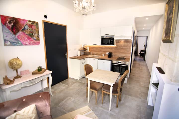 Apt Entier - Résidence Pompidou – Vintage - Clim - Libourne