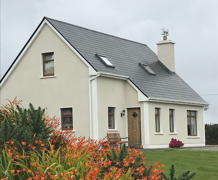 Gweesalia M039 - Achill Island