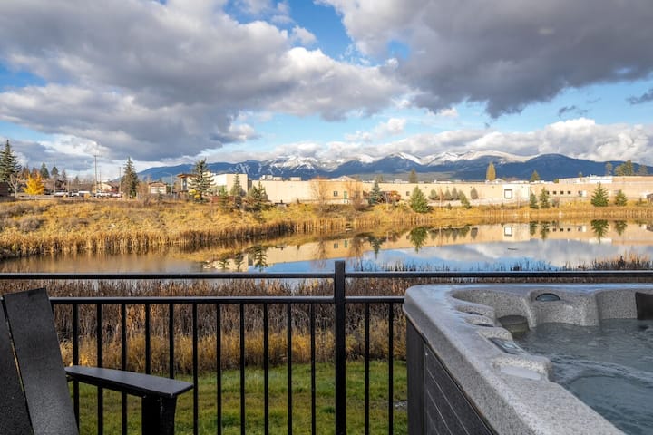 New 2023 Eagle Lake Condo With Private Hot Tub - Columbia Falls, MT
