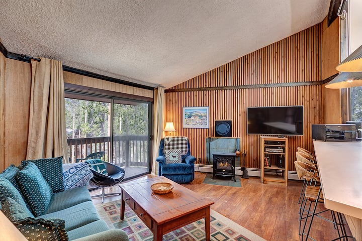 Peak 8 Village 43 Walk To Peak 8! Cozy Up In This - Breckenridge, CO