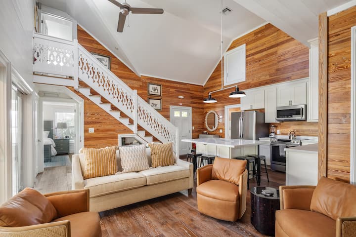 Lilly's Pad~ Upscale Elegance With A Private Pool - Key West, FL