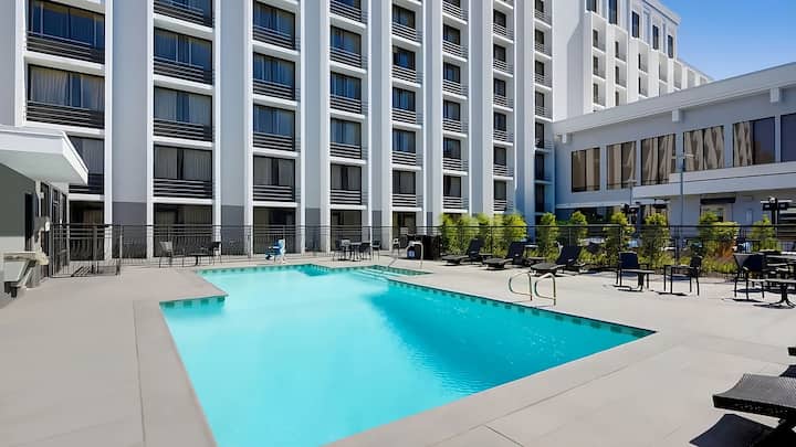 Stylish Lodge! Minutes’ Walk From Cannery Park - SOFA district - San Jose