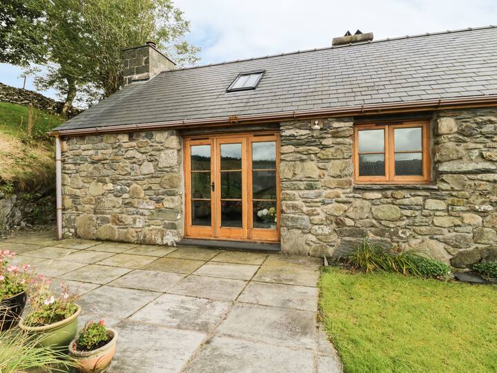 Ty Hir - Blaenau Ffestiniog