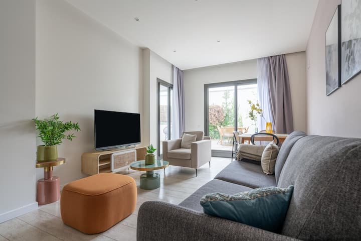 Barcelona Rector Triadó | 2-bedroom Apt. + Terrace - Barcelona