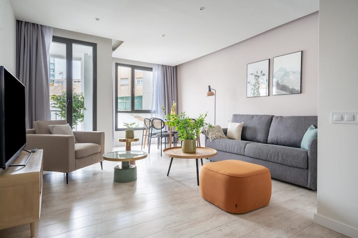 Barcelona Rector Triadó | 2-bedroom Apt. + Balcony - Aéroport de Barcelona-El Prat (BCN)