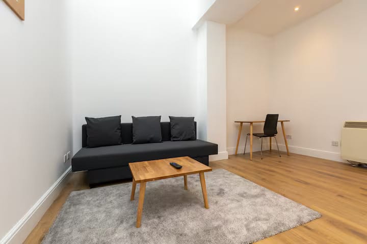 Newly Renovated 1bd Flat, Heart Of Camden - Londres