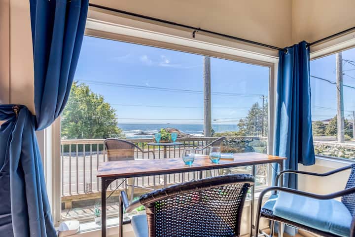 Great Views-dogs Ok-2 Suites-pirates Cove View - Depoe Bay, OR