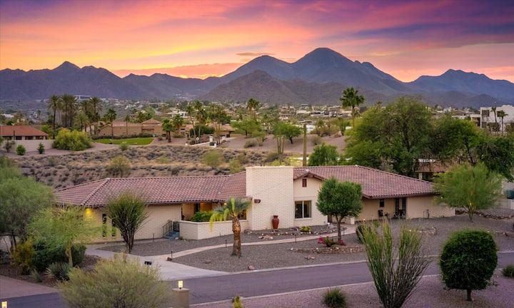 Spectacular Views! Top Notch Comfort. Heated Pool - Fountain Hills, AZ