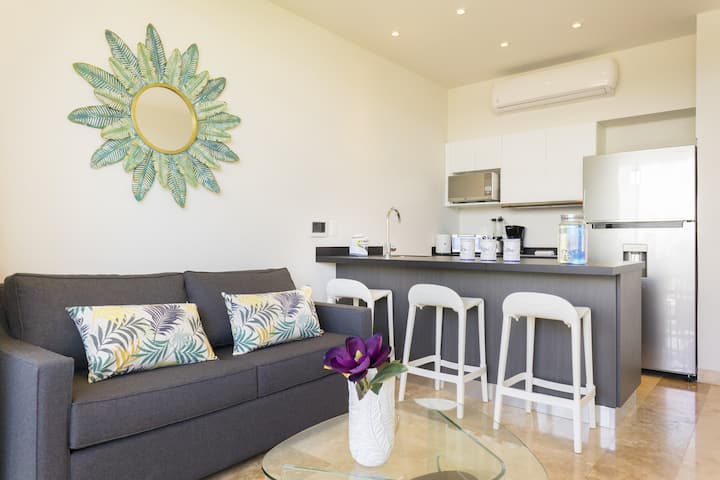 Tropic 401 | Private Balcony | Shared Pool - Playa del Carmen