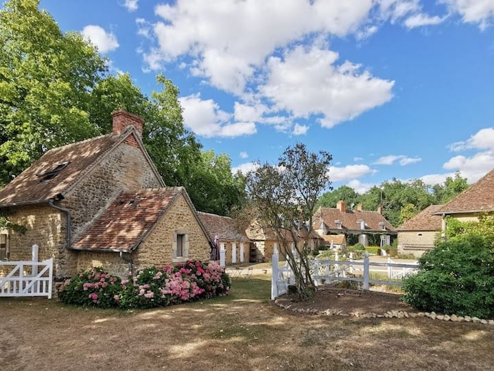 Gîte Maresché, 7 Pièces, 8 Pers. - Fresnay-sur-Sarthe