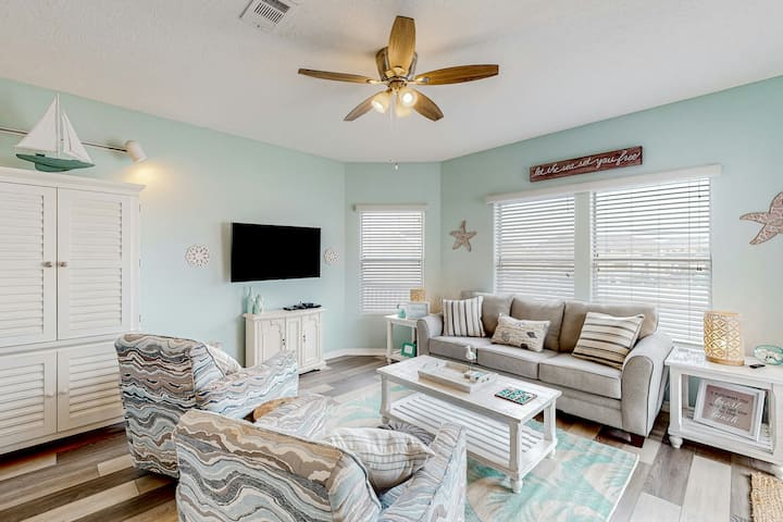 2br Dog-friendly With Pools, Beach Access, & Golf - Destin, FL