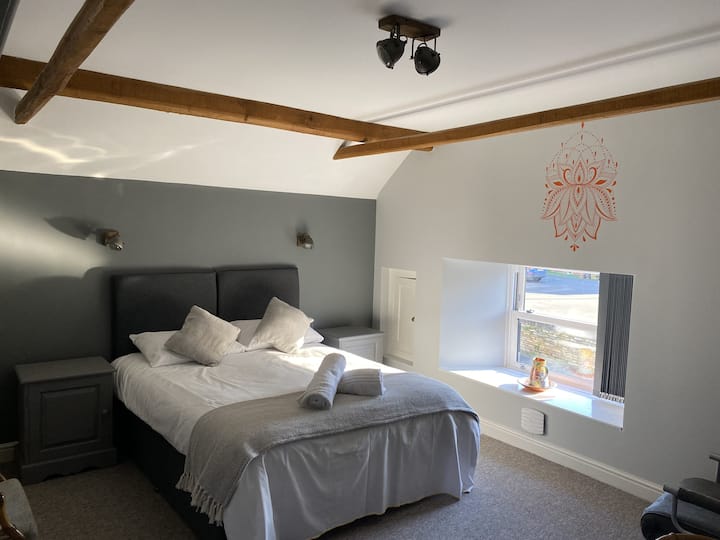 Kingsize Or Twin Ensuite Room In Village Location - Towcester