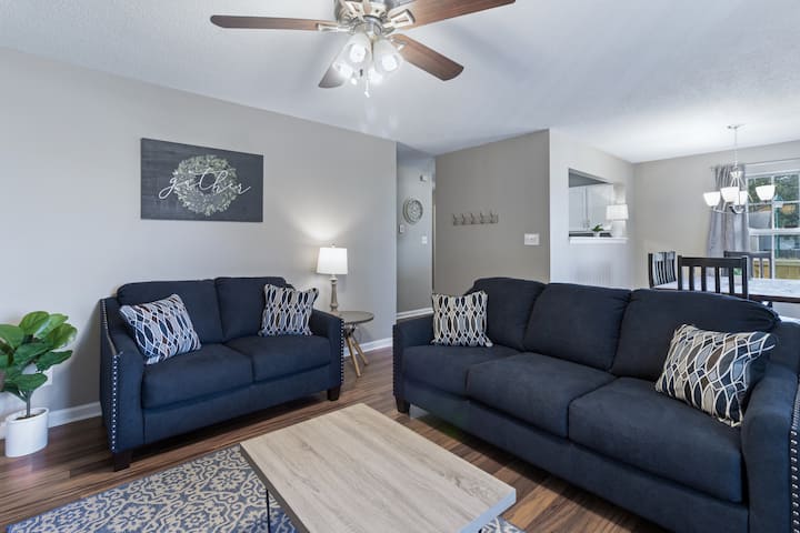 Crossroads Cottage L Grill & High Speed Internet - Chattanooga