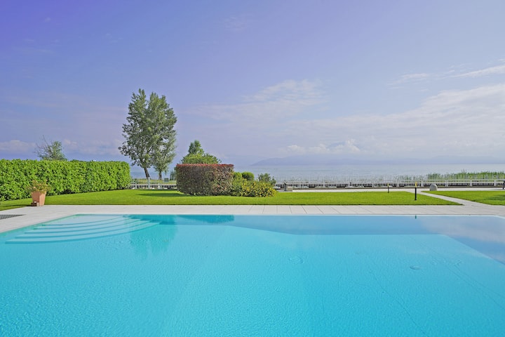 Il Porticciolo P1/12 By Wonderful Italy - Sirmione