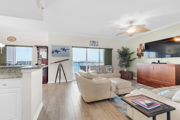 Beachviews-walk2beach-pool-2br South Harbour 4e - Pensacola Beach, FL