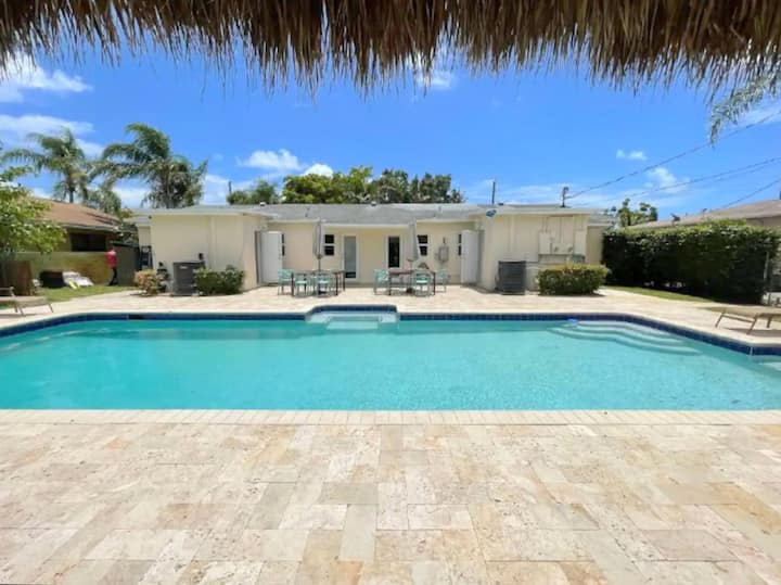 Tropical Breeze 12 Guests-heated Pool-golf-beach - 好萊塢