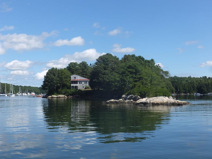 On Tondreau's Point Of Quahog Bay. - Brunswick, ME