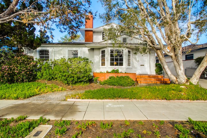 The Crown Castle - San Diego, CA