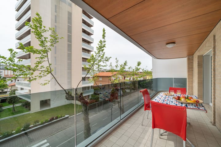 Holiday Apartment With Balcony - Lignano Sabbiadoro