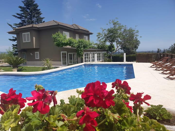 Superbe Villa à Quelques Pas Du Village ! - Valls