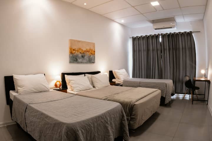 Large Studio Apartment Close To Vila Germanica - Blumenau