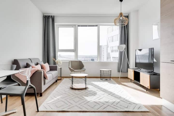 Modern Apartment On 11th Floor - 탐페레