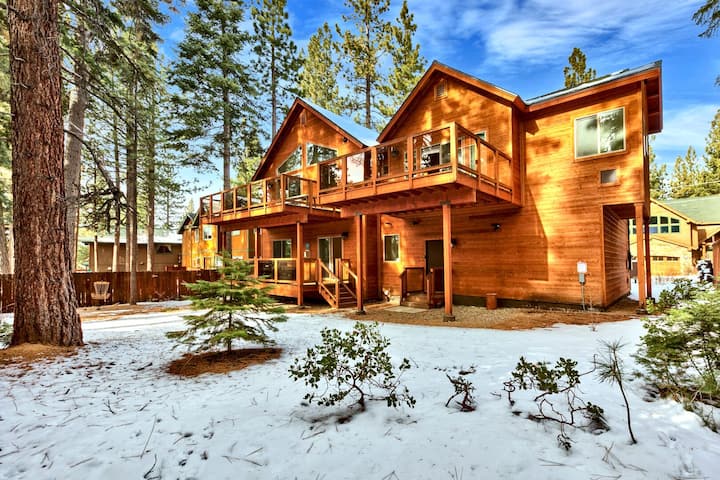 Luxury Lake Tahoe Family Hot Tub Gameroom Lx53 - South Lake Tahoe, CA