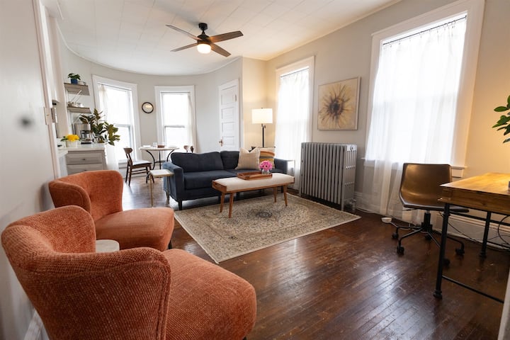 Central, Franklin Park Area | Comfortable | Clean - Bloomington